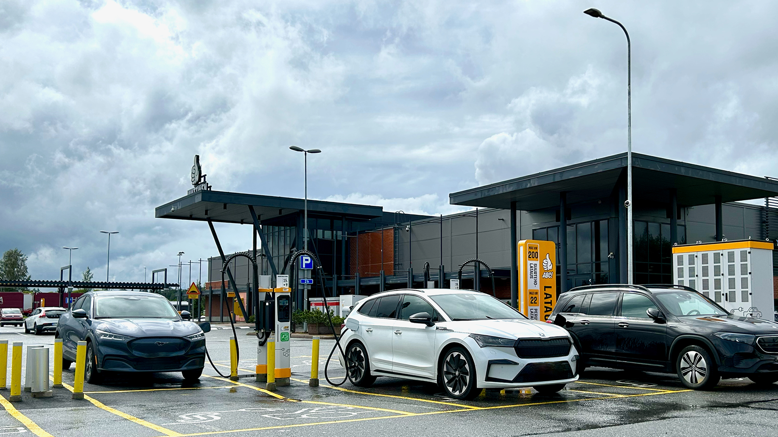 ABC-lataus saa 300 uutta latauspistettä tänä vuonna - AfterDawn