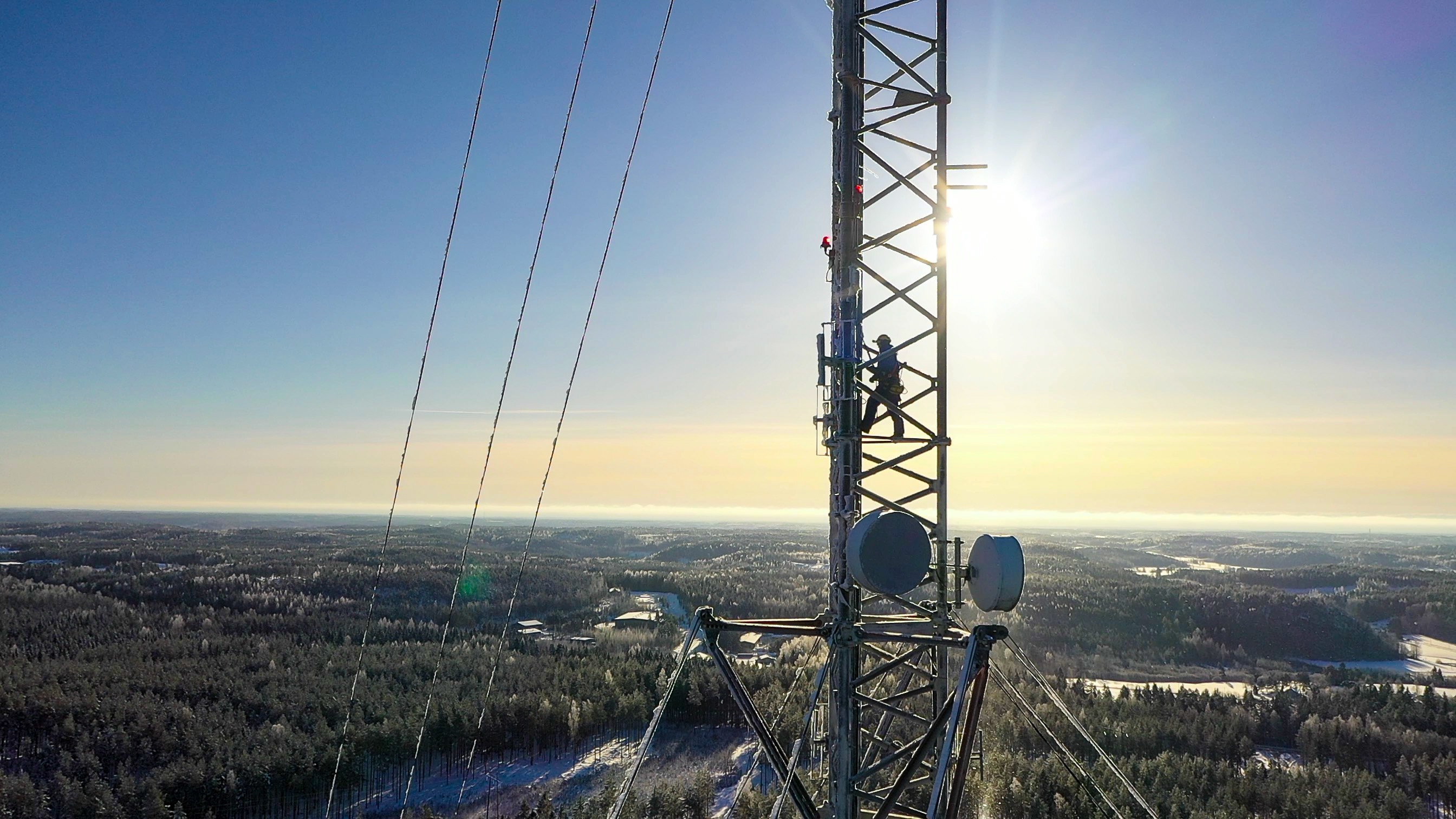 Itsenäinen 5G on nyt käytössä Telian koko 5G-verkossa - Puhelinvertailu