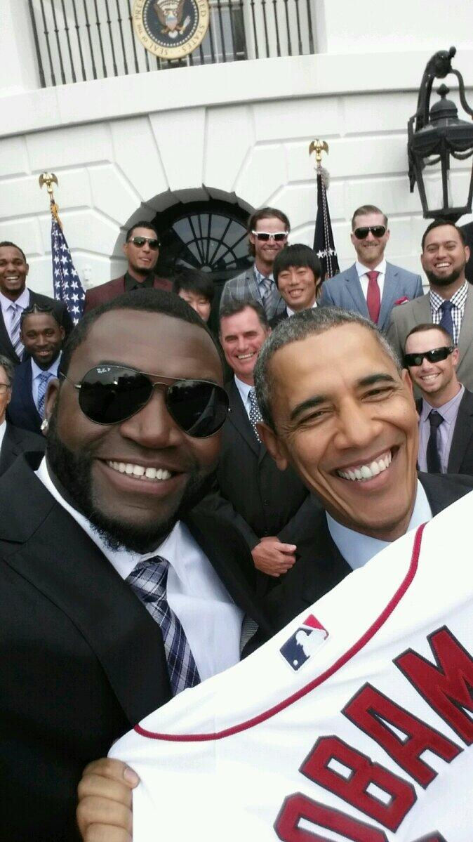 Samsung's promo of Obama selfie irks White House - AfterDawn