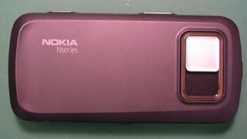 Nokia N97 esiintyy pinkkinä - Puhelinvertailu