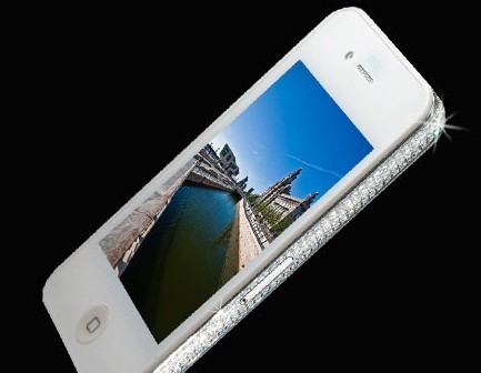 Stuart Hughes selling $20,000 diamond-encrusted iPhone 4 - AfterDawn